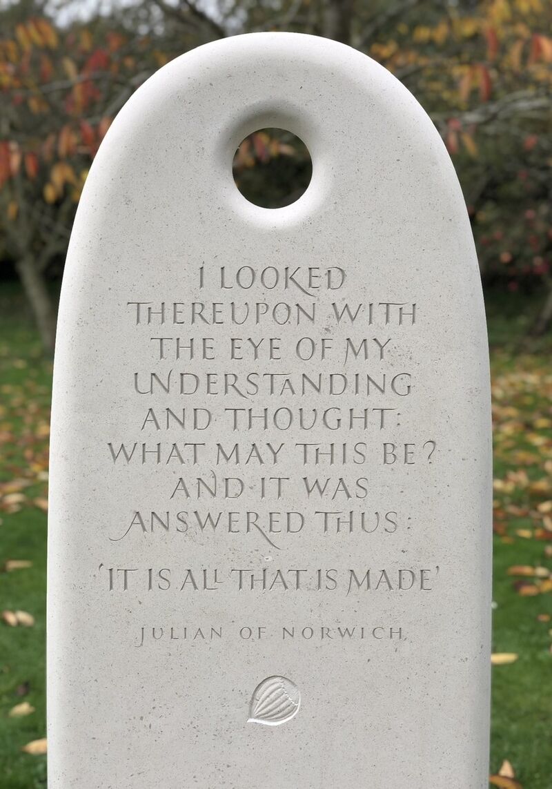 Choosing the Perfect Memorial Headstone Design | Stoneletters