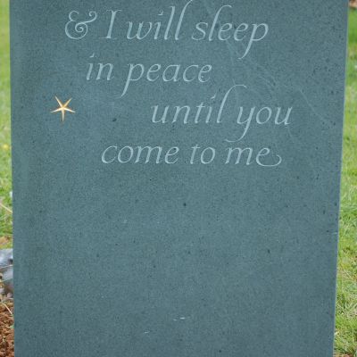 Headstone Epitaphs: Expert Advice with 200+ Beautiful… | Stoneletters