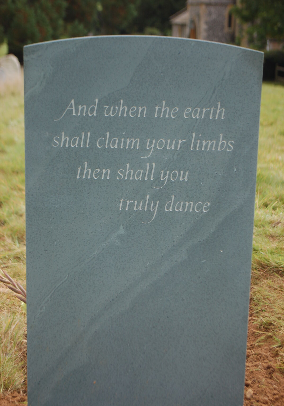 Headstone Epitaphs: Expert Advice with 200+ Beautiful… | Stoneletters