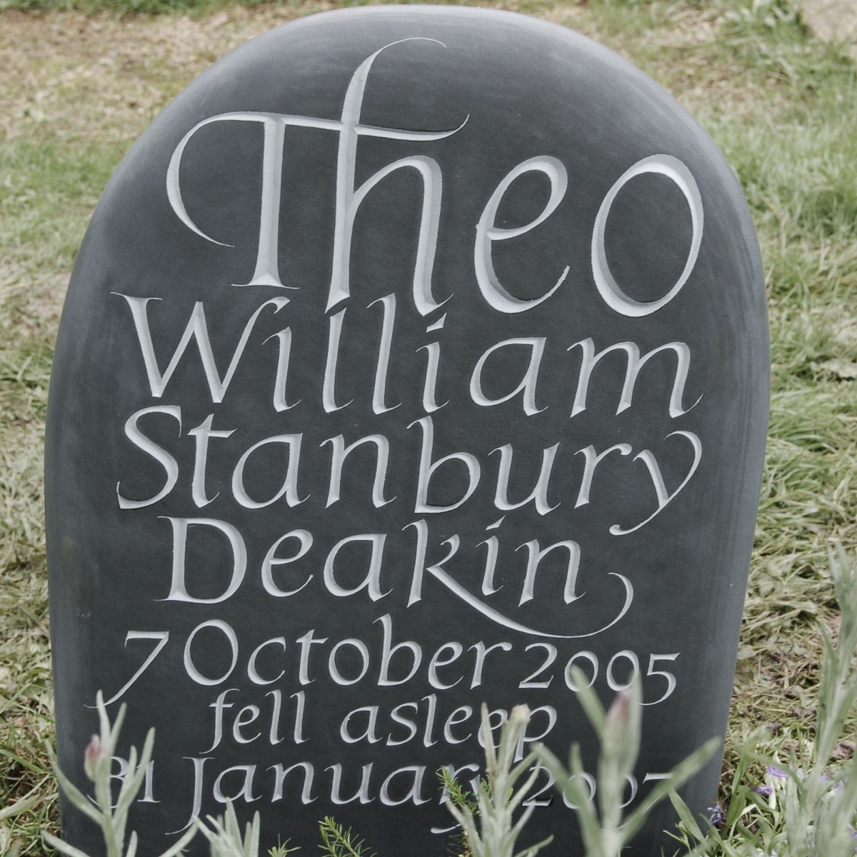 Children's Headstones & Memorials | Stoneletters