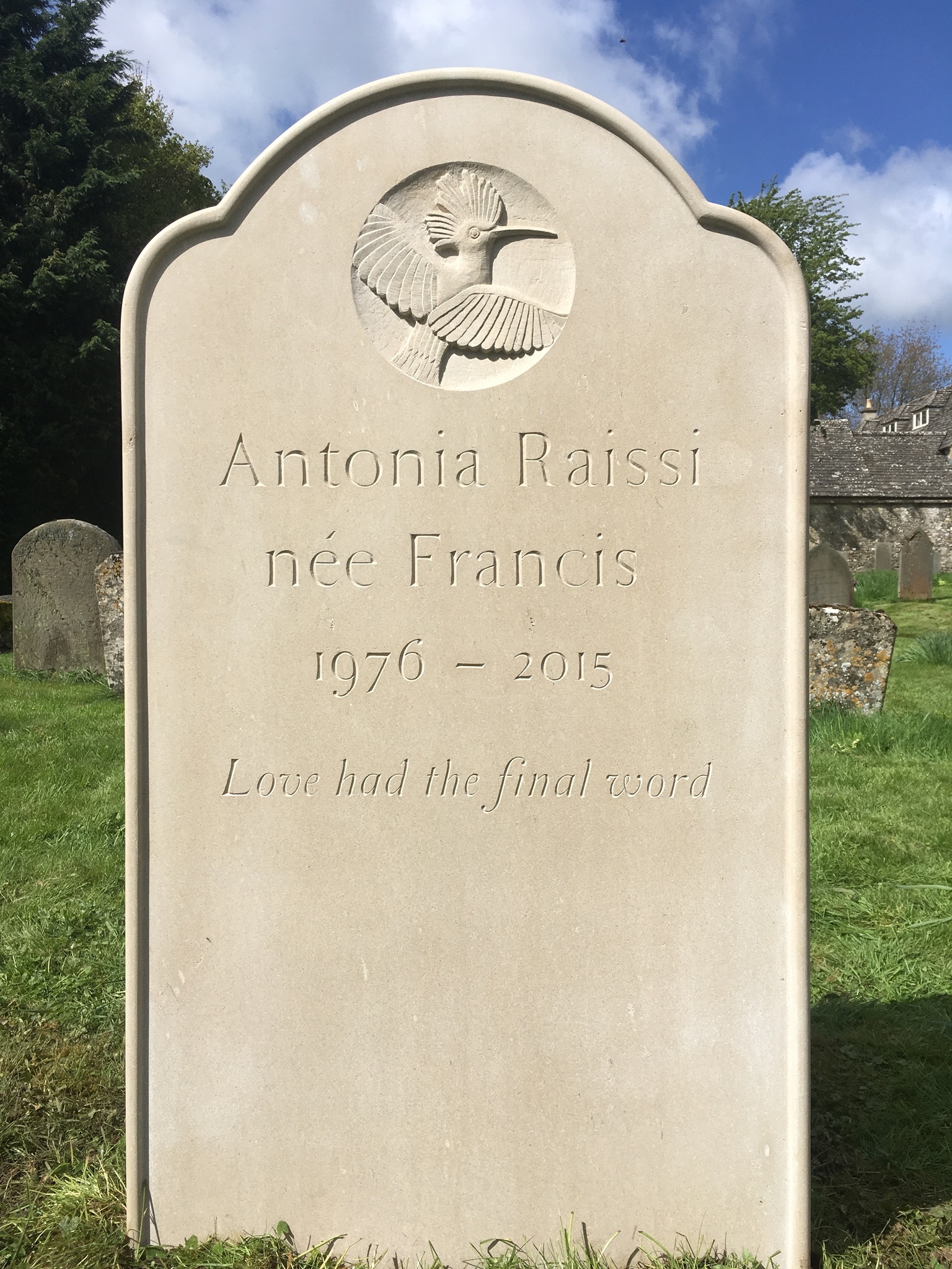 Do you put a maiden name on a headstone? | Stoneletters