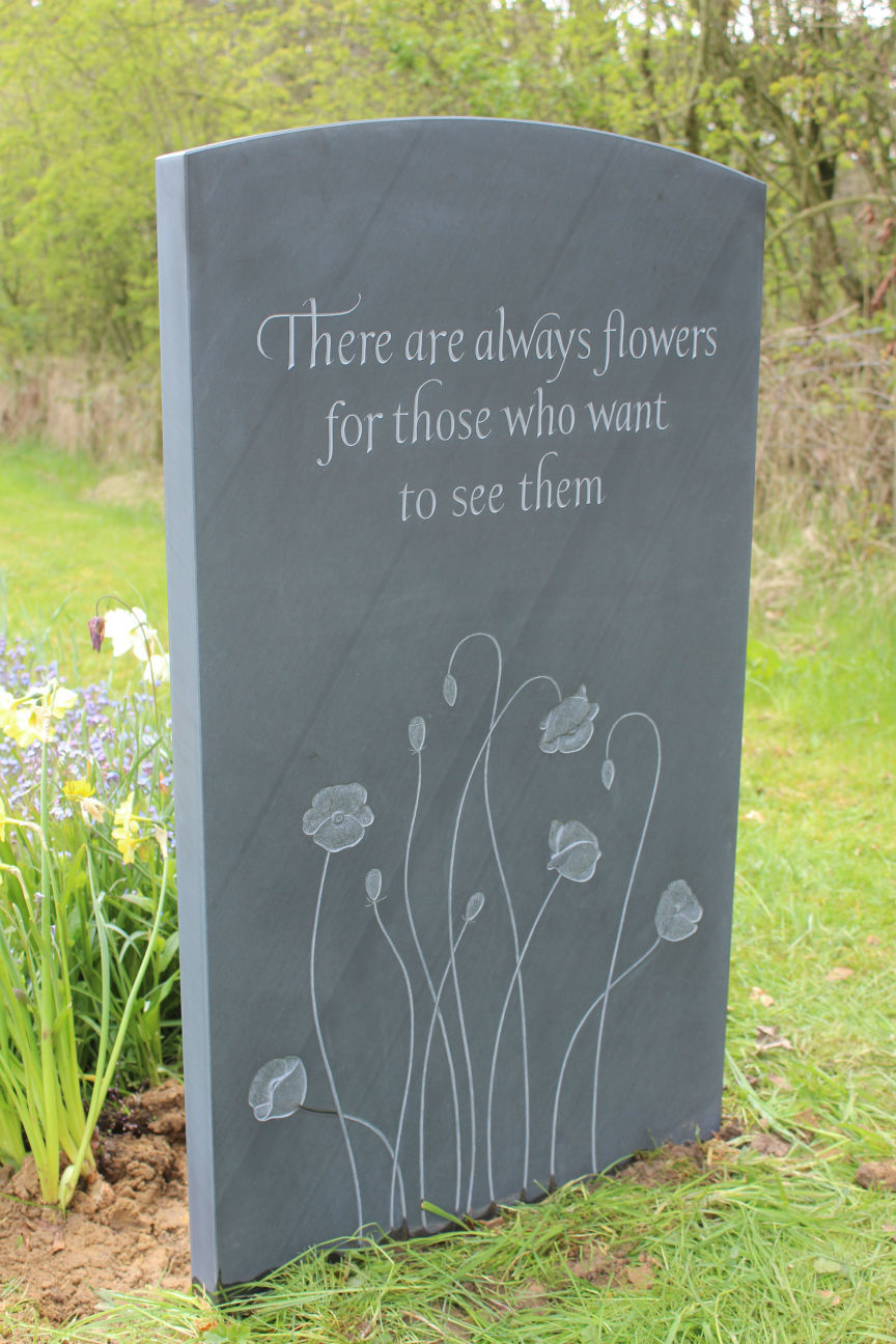 Flower symbols and meanings on gravestones | Stoneletters